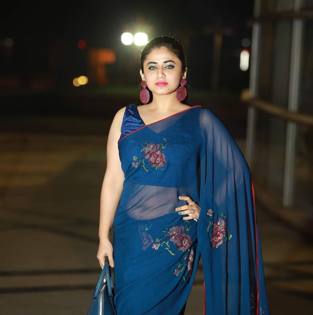 Bangladeshi TV Model Actress Faria Shahrin - Beautiful And Hottest ...