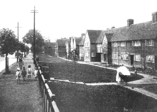 The Progress Estate, Eltham, SE9: Well Hall Road