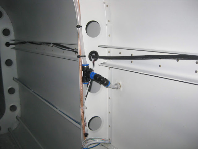 E's Van's RV-14A: Pitot-Static: Changed static ports and associated ...