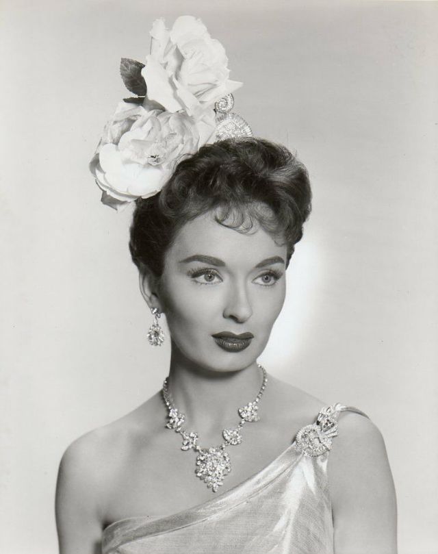 40 Glamorous Photos of Ann Blyth in the 1940s and ’50s ~ Vintage Everyday