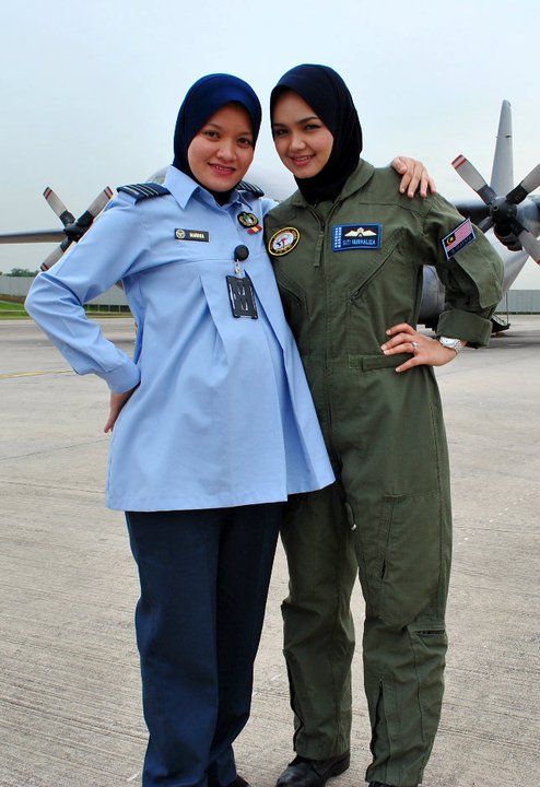 SZMZFQ Bloger: Siti Nurhaliza Makin Hangat Bersama Askar Wataniah!