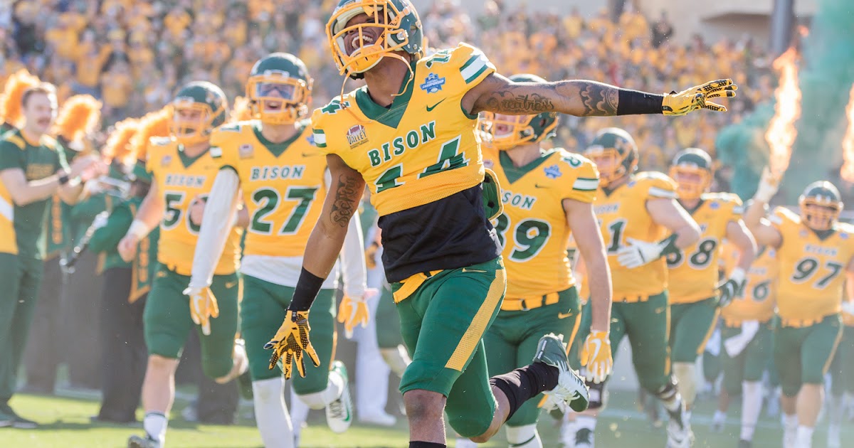 North Dakota State Bison vs. Eastern Washington Eagles @ Toyota Stadium ...