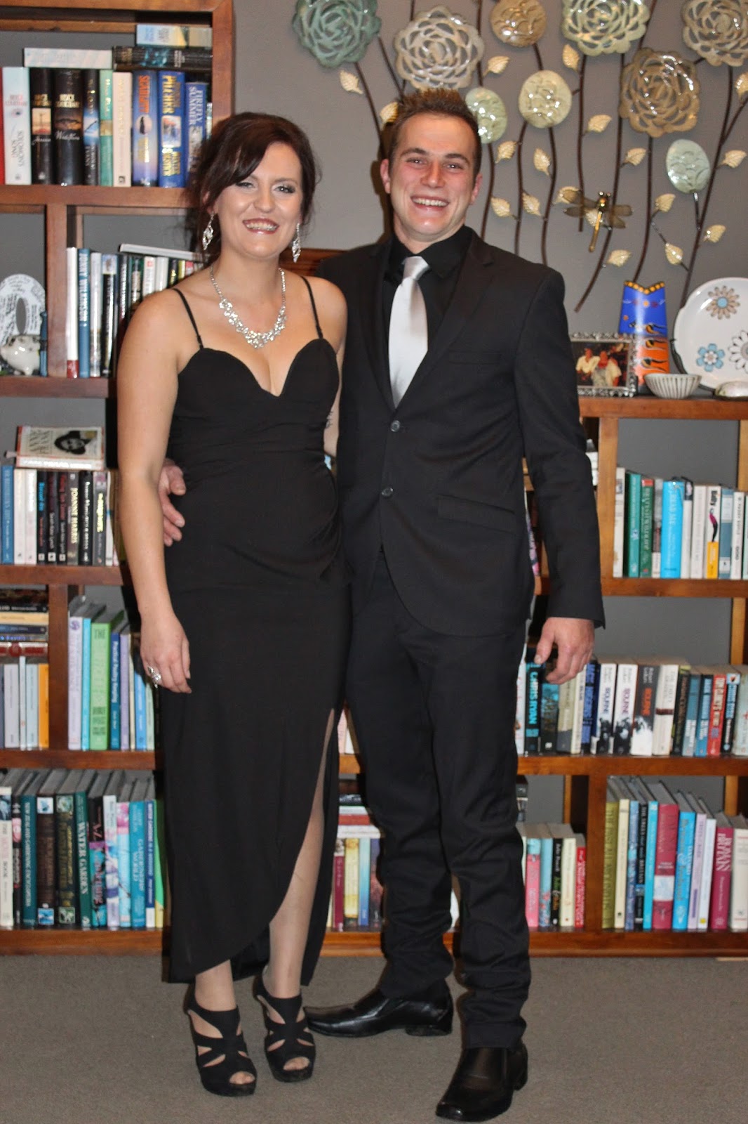 Living a Life at the Beach: Don't panic Mr Mannering!...I'm still here