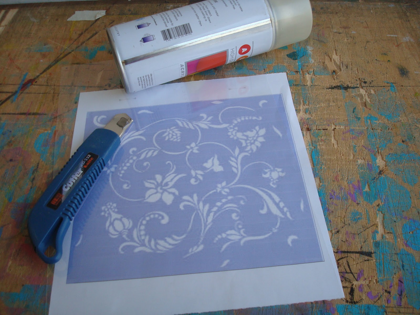 The Blooming Orchids: TUTORIAL: Make your own stencil