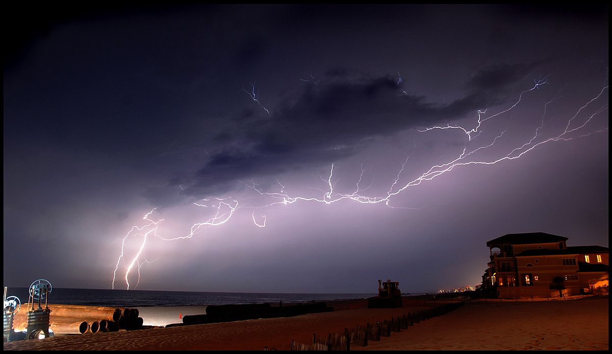 AMAZING STRIKING PICTURES.... ALL OF THEM!: Extreme Weather