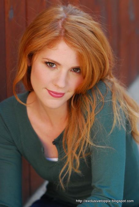 Exclusive Top Pix: Erin Chambers Hot Pix