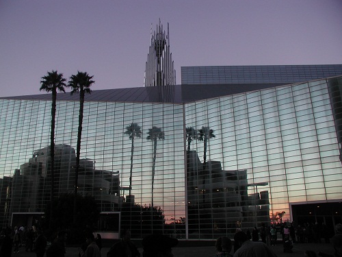 MORE KIDS THAN SUITCASES: Christmas Eve at the Crystal Cathedral