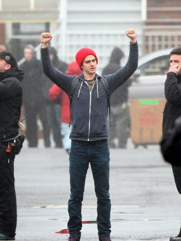 Celebrity Casual Style for Your Daily Look: ANDREW GARFIELD CASUAL STYLE