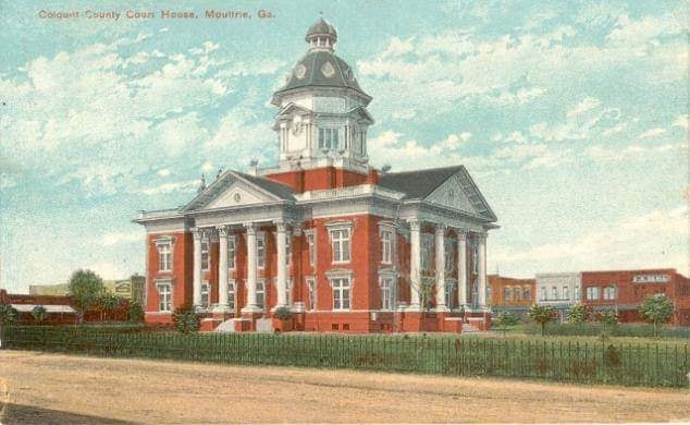 Forgotten Georgia: Historic Courthouse in Downtown Moultrie