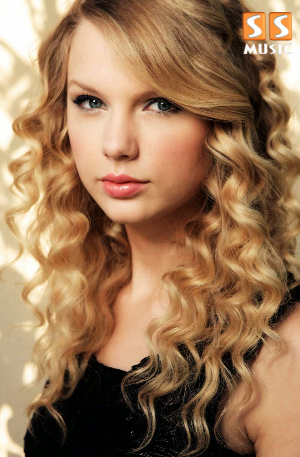 A.R.Rahman is my favourite - Taylor Swift ! ~ SS Music