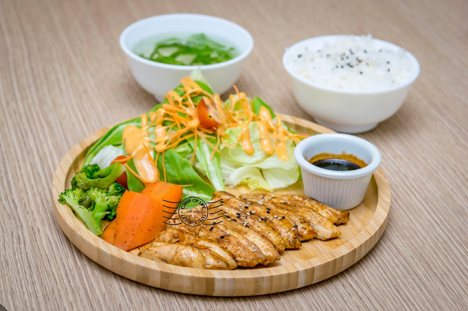 Japanese Style Healthy and Organic Food with Sushi Rolls Customization ...