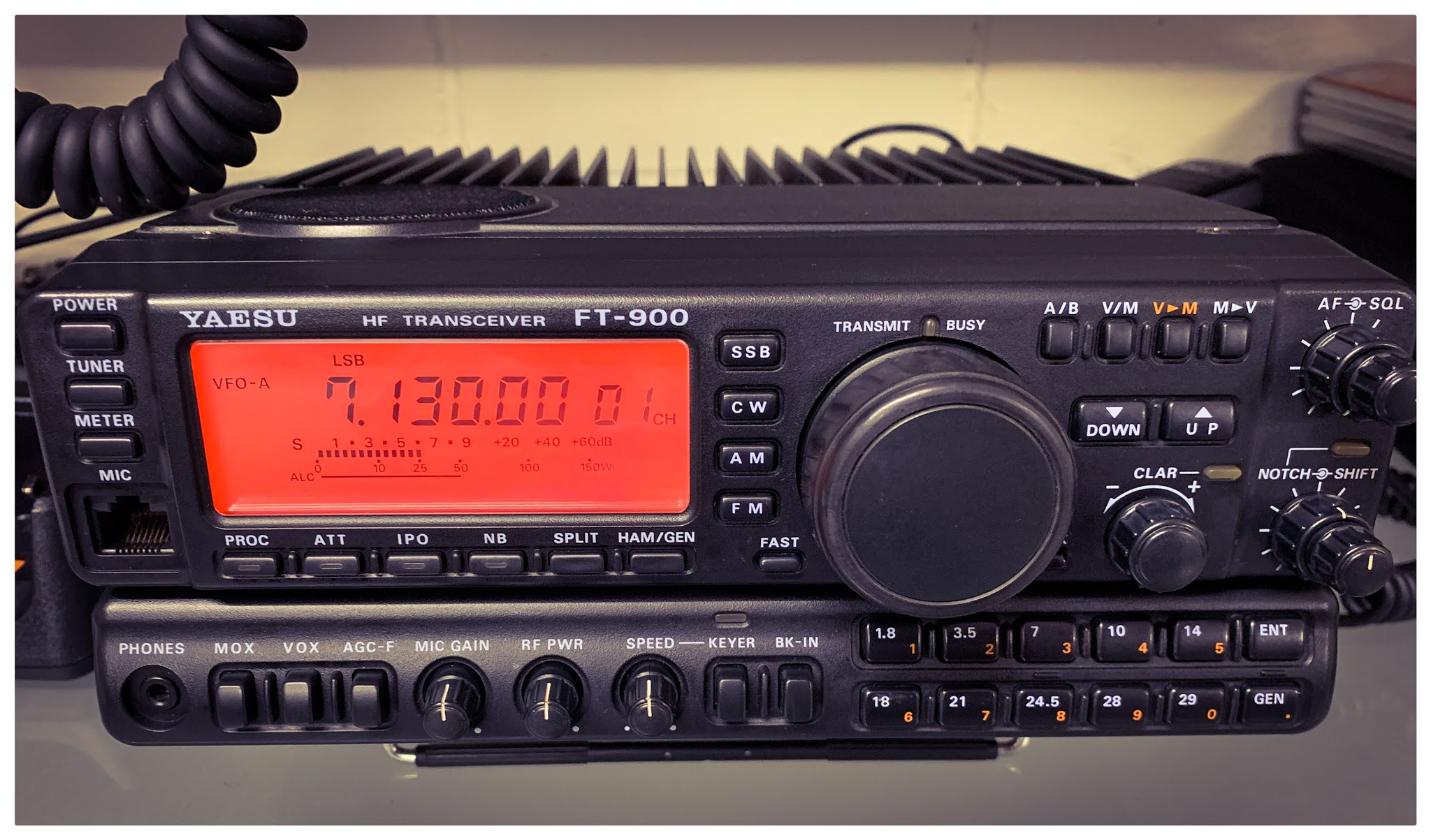 VK4ER's Ham Radio "(mis)Adventures": A Yaesu FT-900 for $40?