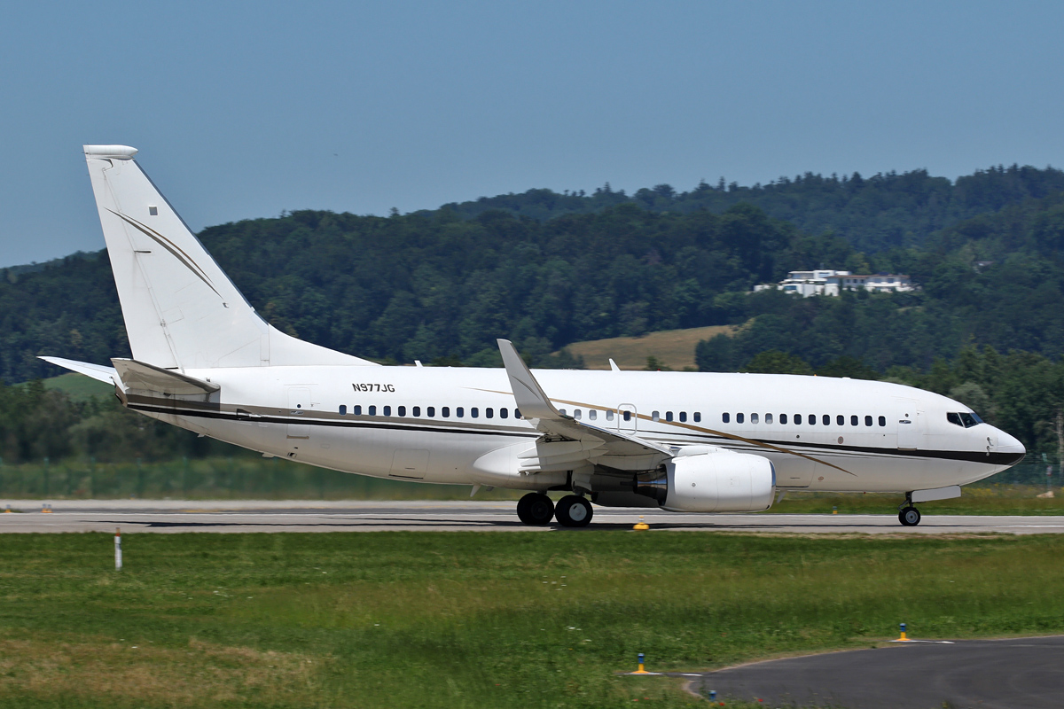 Eastwings: B-737-73Q BBJ * Private * N977JG