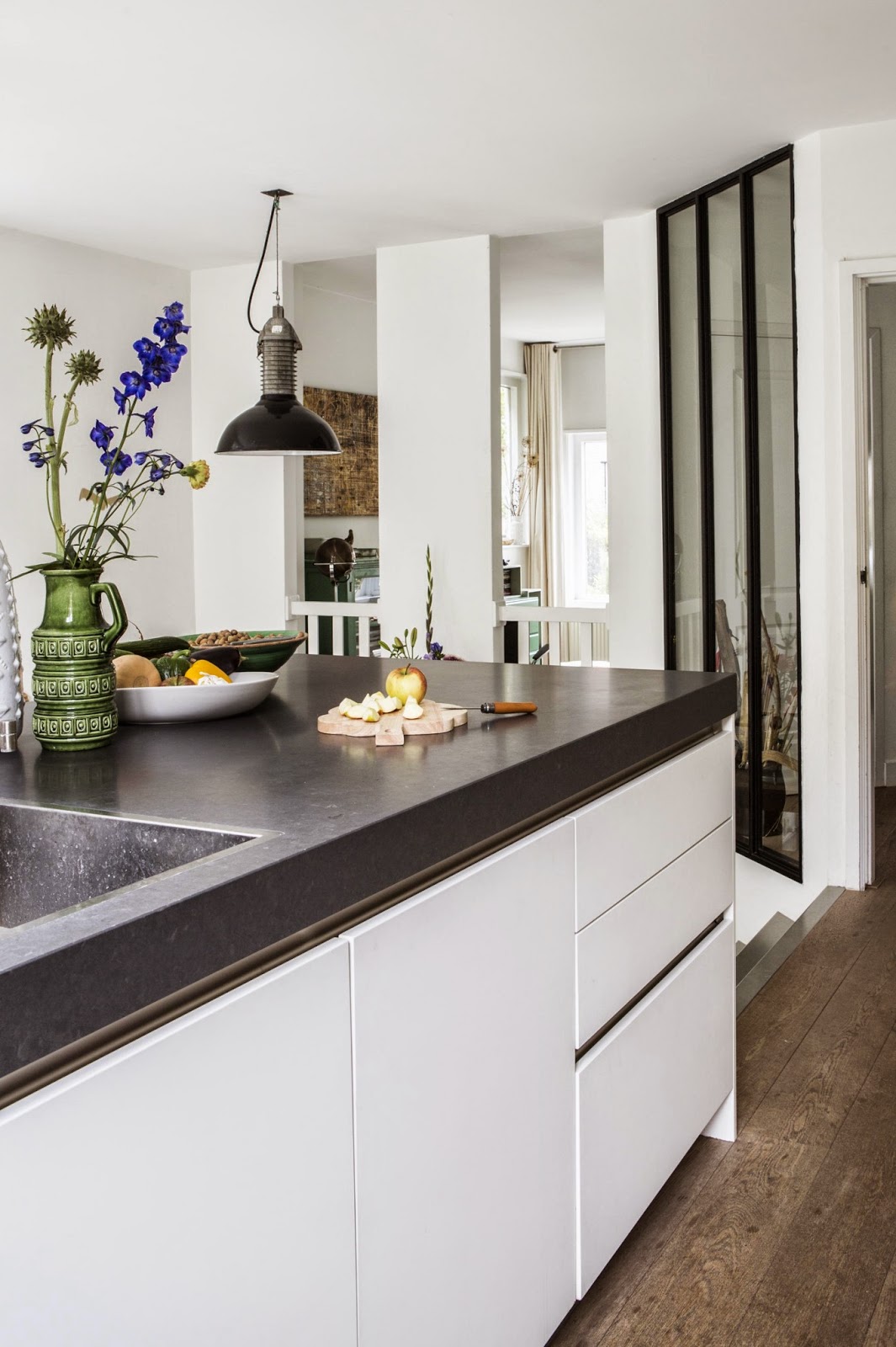 30s corner house in Rotterdam