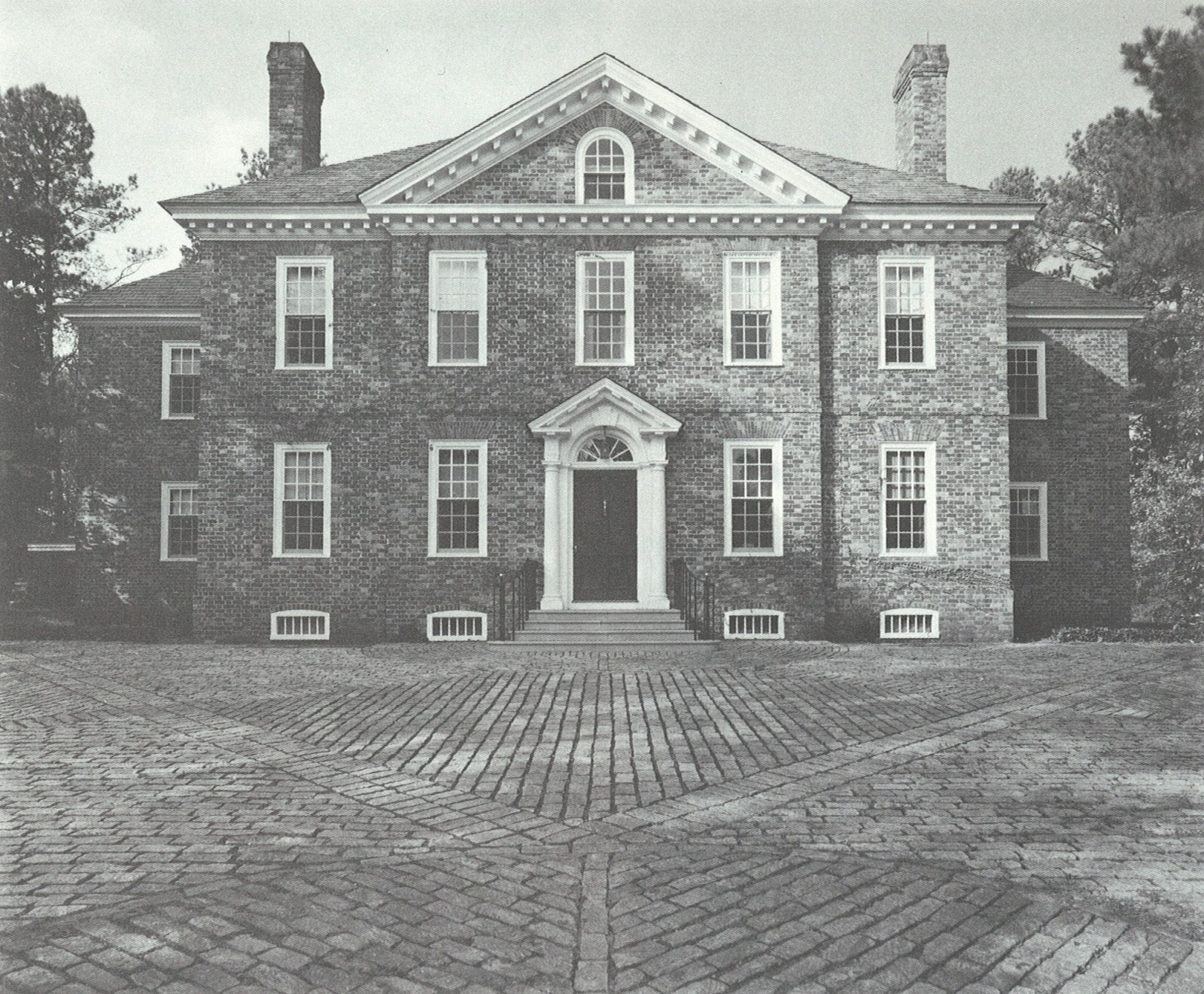 architect design™: The Houses of James Means