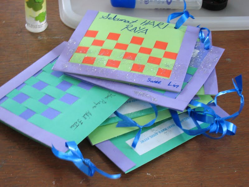 Keats The Sunshine Girl: Weaving for Raya