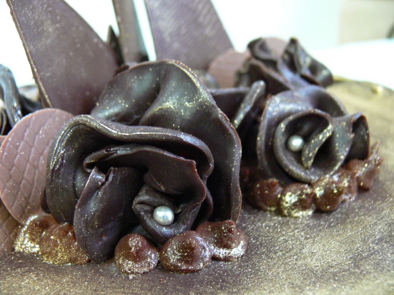 Ultimately Chocolate CAKES: Sprinkle a Little Gold Dust to Sparkle Up ...