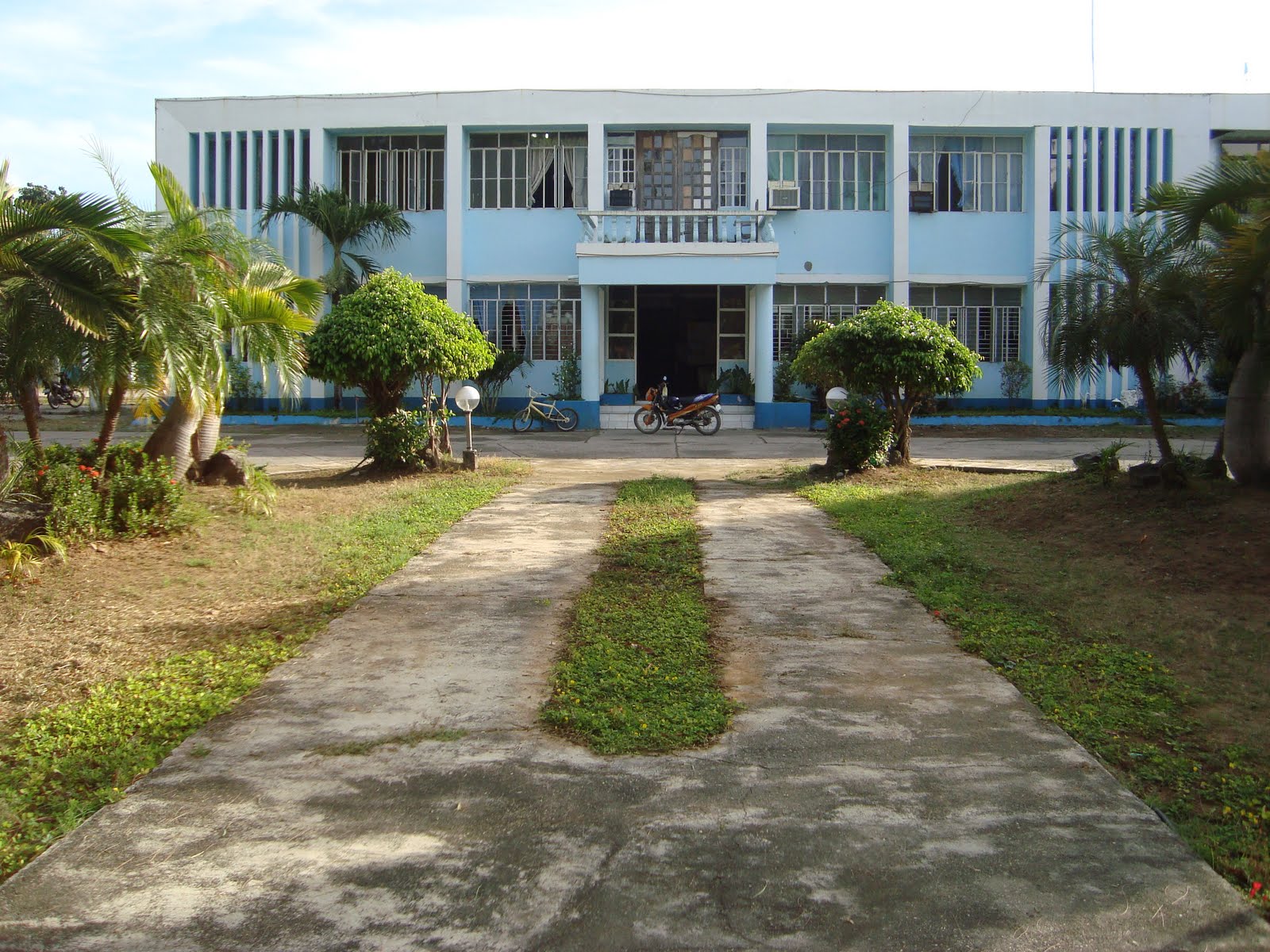 Mindoro Occidental - The Quaint Town of Sta. Cruz | Blogs, Travel ...