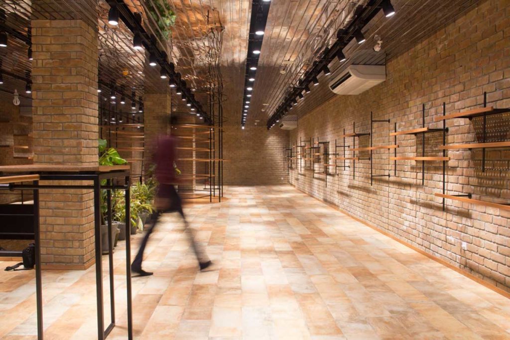 Tendencias en Interiorismo Comercial en 2019 a través de cuatro tiendas ...