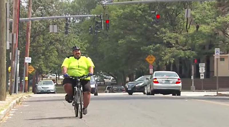 yo y mis circunstancias: Eric Hites, un gordo de 254 kgs cruza USA en bici