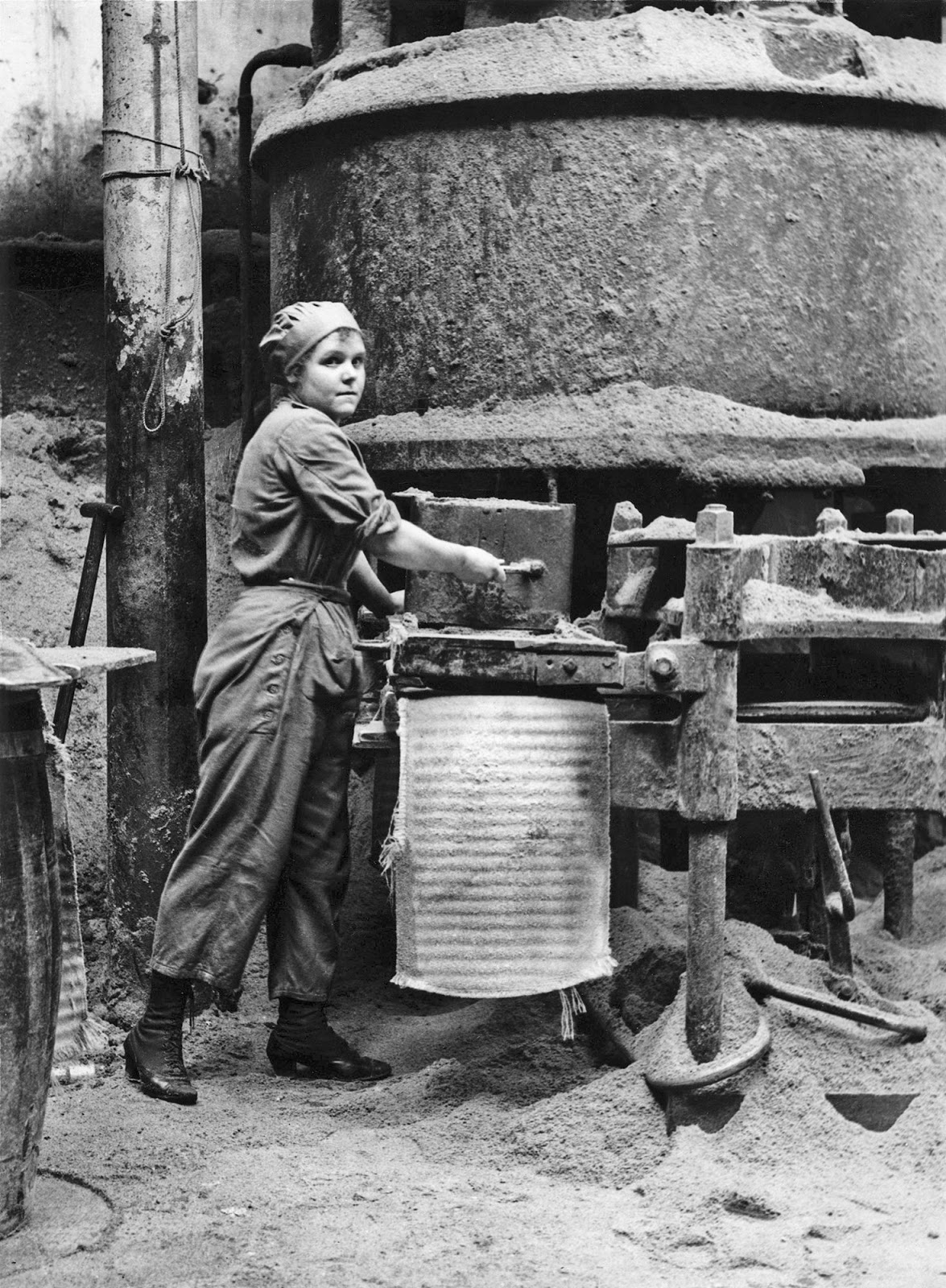 History in Photos: British Women Workers