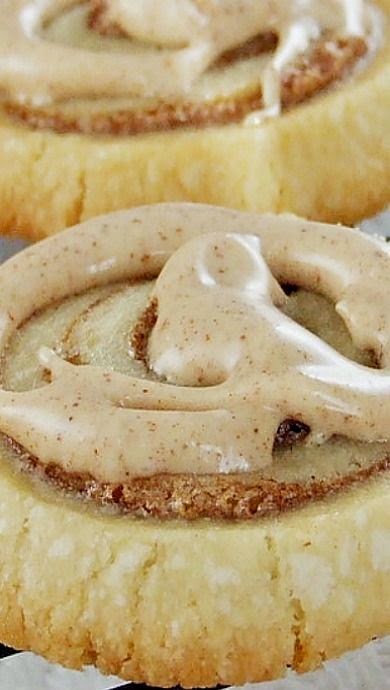 Cinnamon Bun Cookies - Girls Dishes