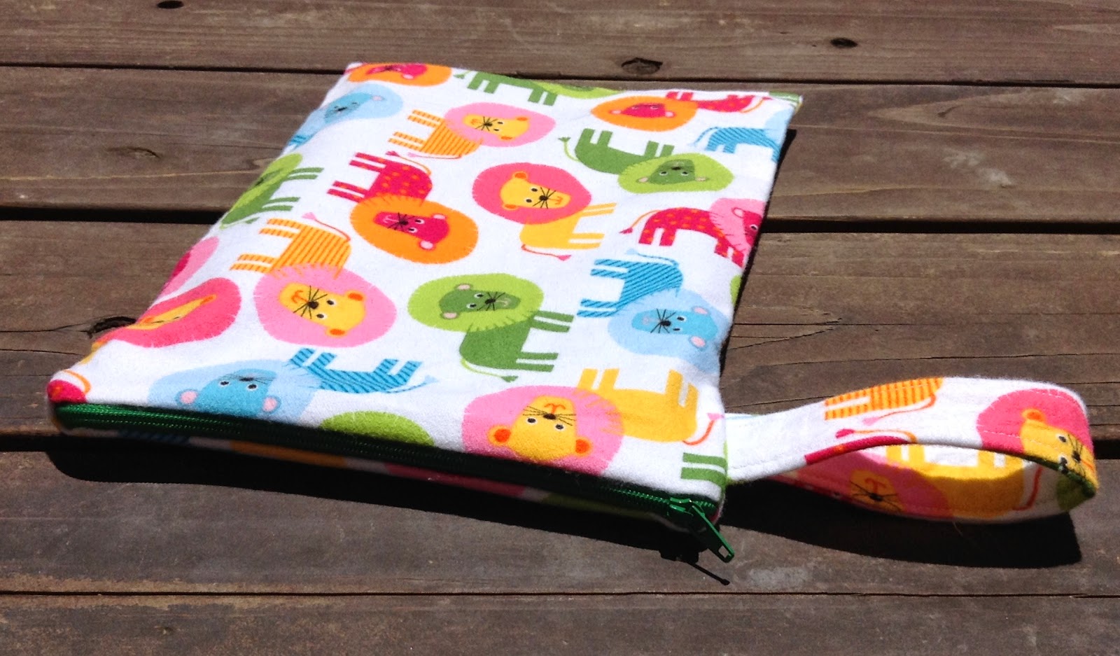 Midnight Crafter and Her Sister: DIY Wet Bag Tutorial