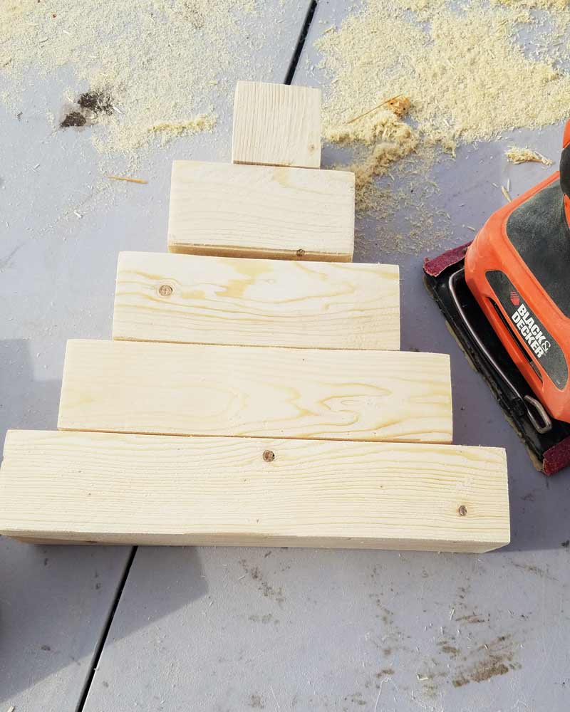 DIY Wood Block Reversible Christmas Tree and Valentine Decoration ...