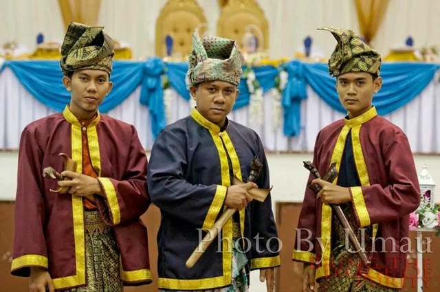CINDAI LAKSAMANA: Silat Tari di Dewan MPAJ, Ampang Jaya