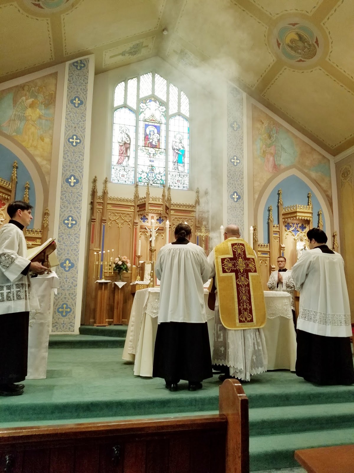 Servimus unum Deum - Latin Mass Altar Serving and Related Matters in ...