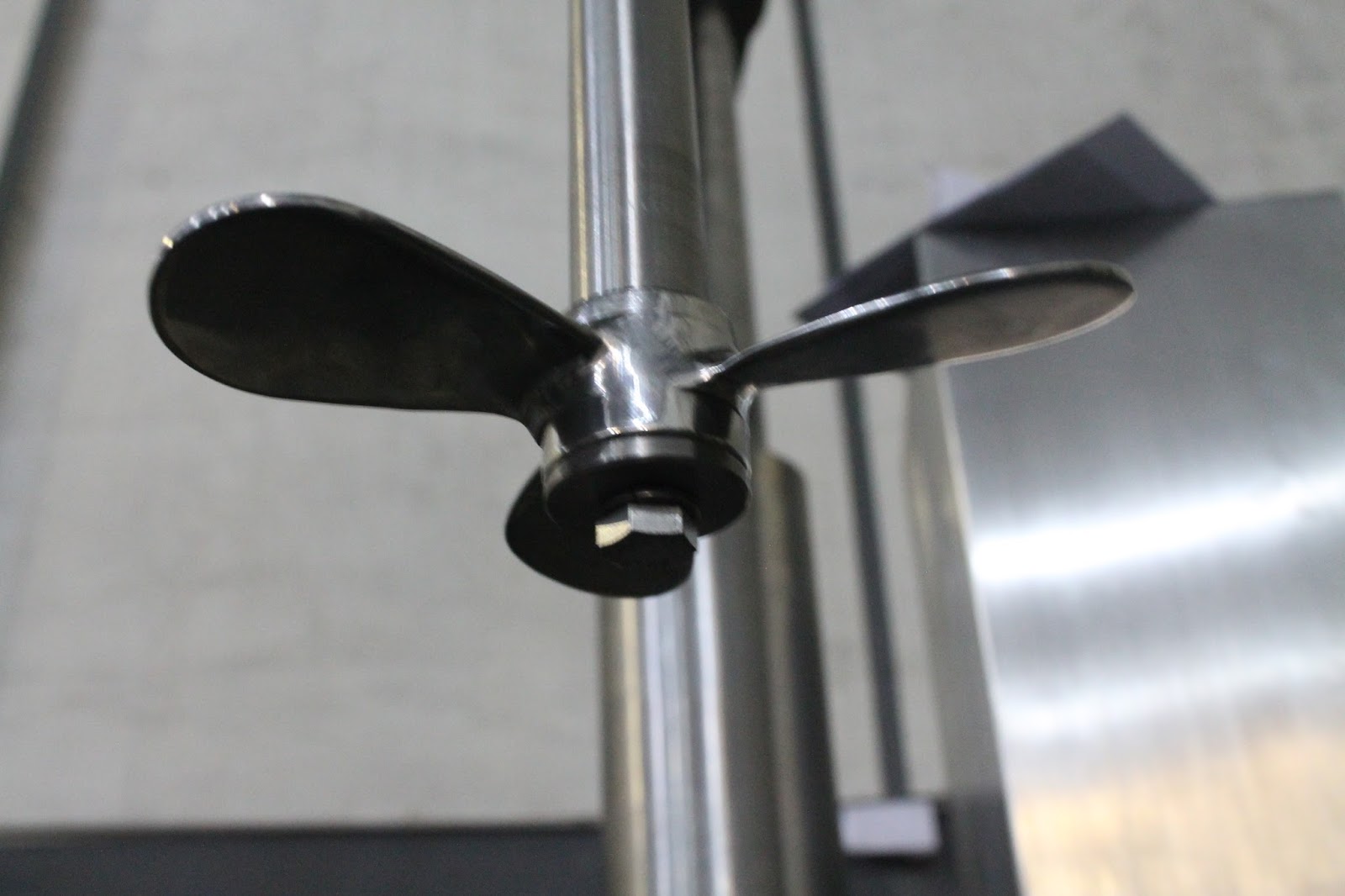 MESIN FARMASI: MIXER MOBILE TYPE PROPELLER