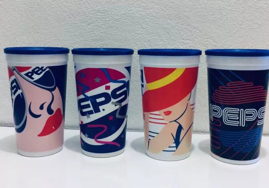 Cool-tura retro. La mejor forma de (re)vivir los ochentas.: Vasos ...