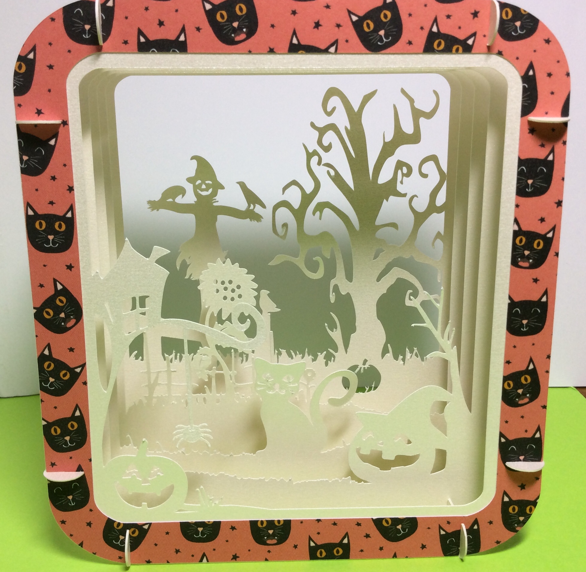 Papercrafts and other fun things: A Scarecrow Halloween Diorama