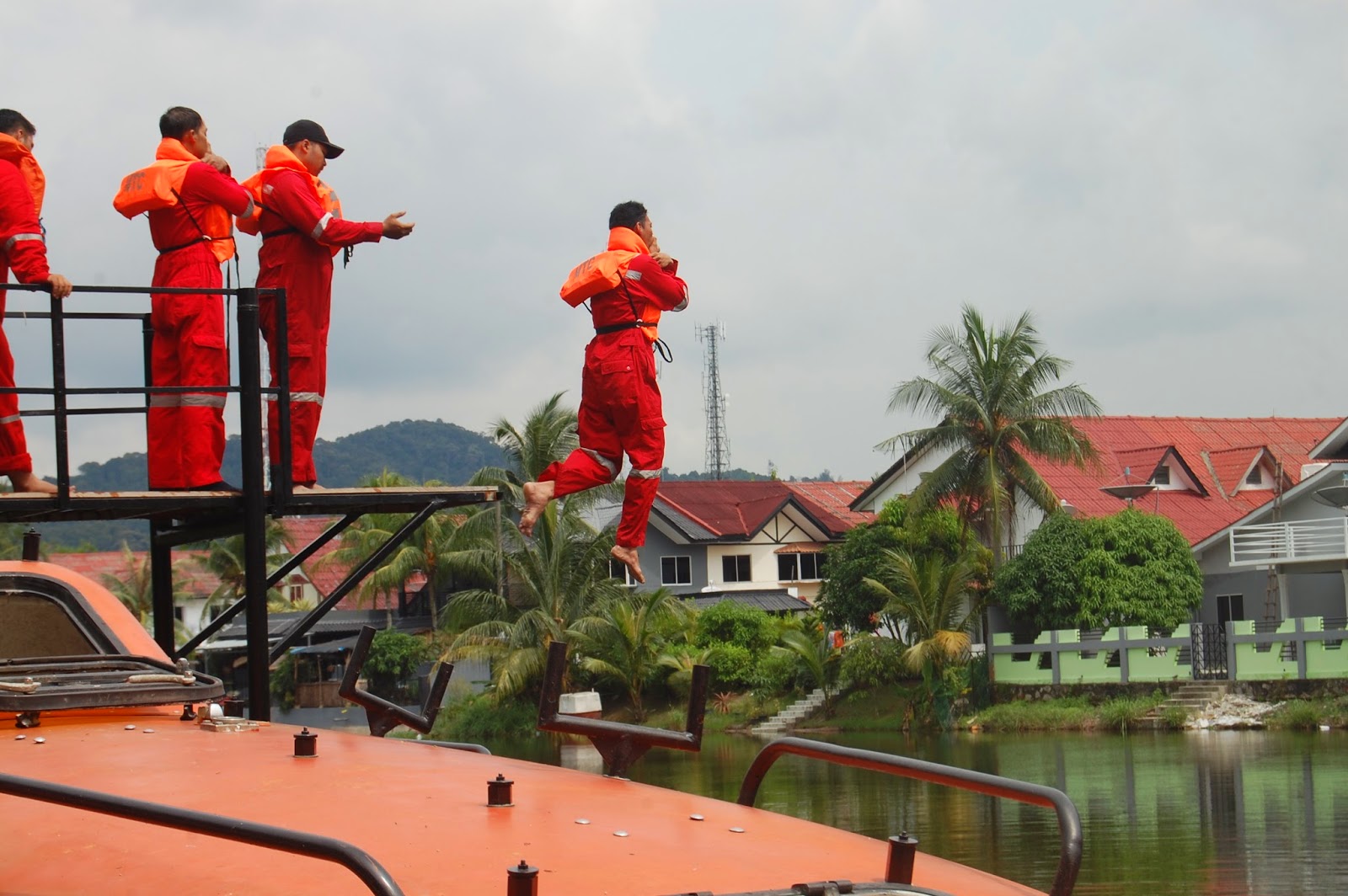 Basic Safety Training Batam (BST Online) dan REVALIDASI SERTIFIKAT ...