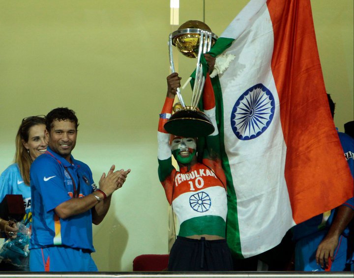 Exclusive Pics of Sachin & World Cup,with His Biggest Fan Sudhir Gautam ...