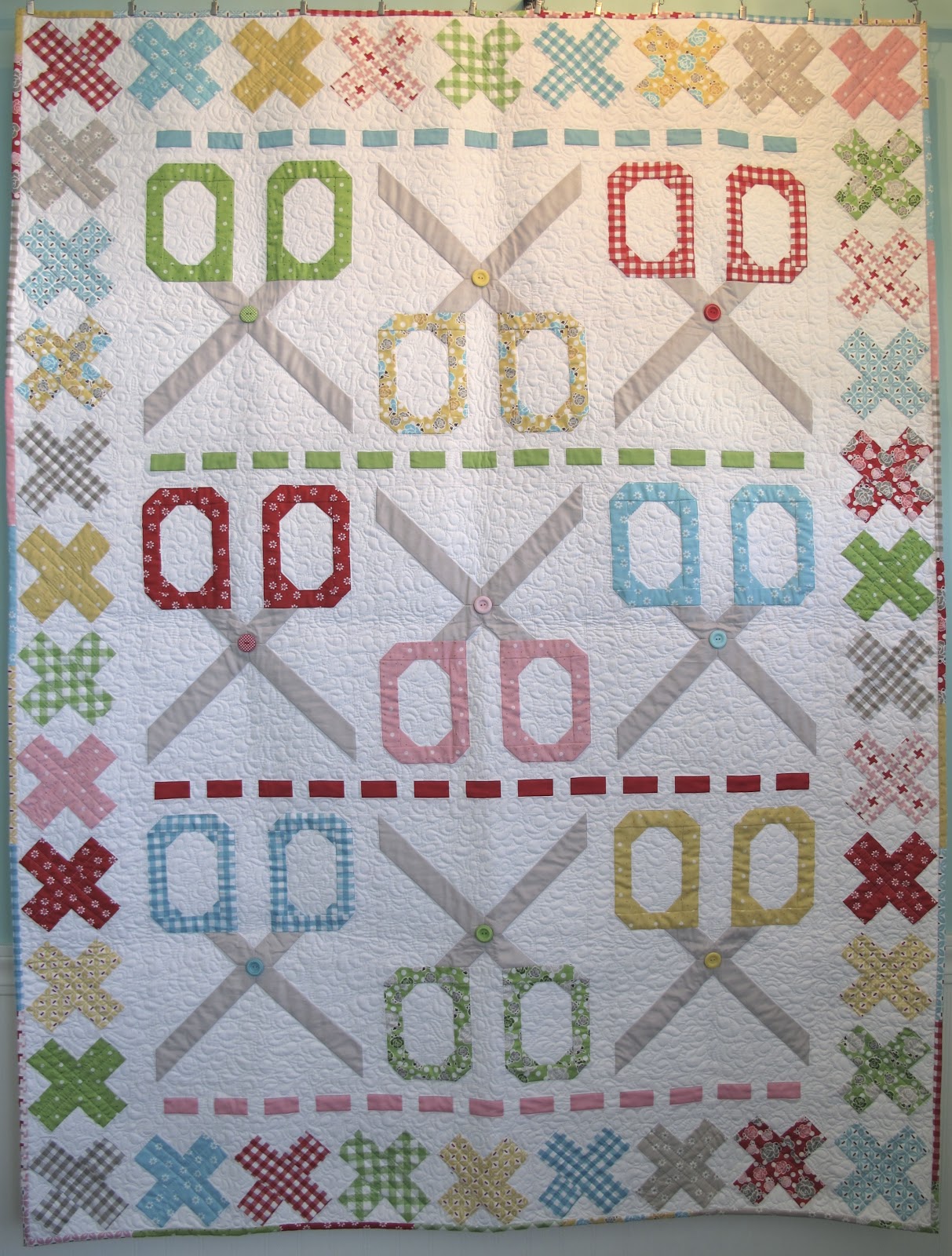 Bee In My Bonnet: A New Pattern - Sewing Scissors!!!...