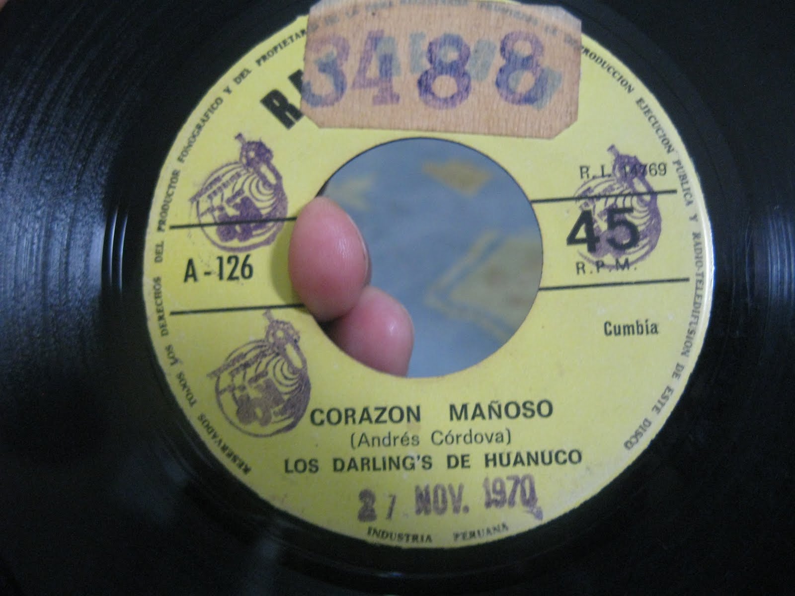 CUMBIA DEL PERU: DISCOS DE 45 RPM GUARACHAS - CLAUDIO MORAN Y LOS ...