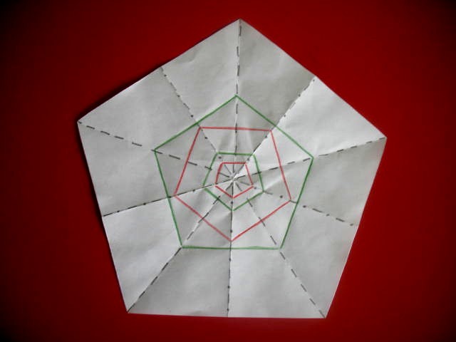 INTERFERENTE: Origami:Decahedral Star Flower by Philip Shen.