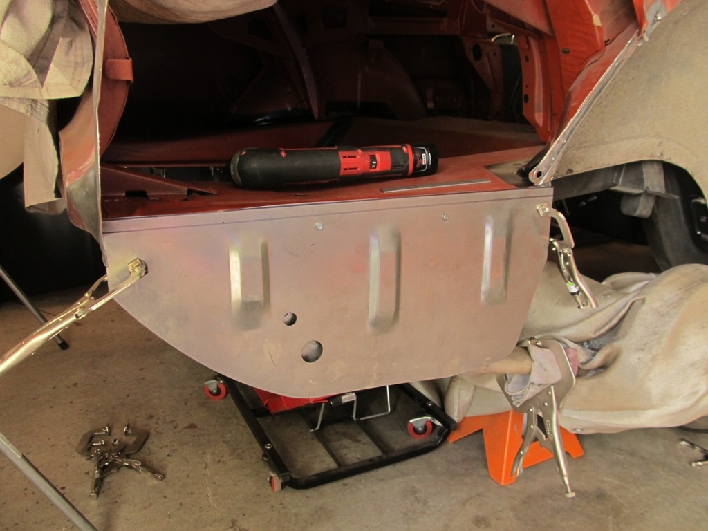 How to replace the trunk drop-off panel using a butt-weld