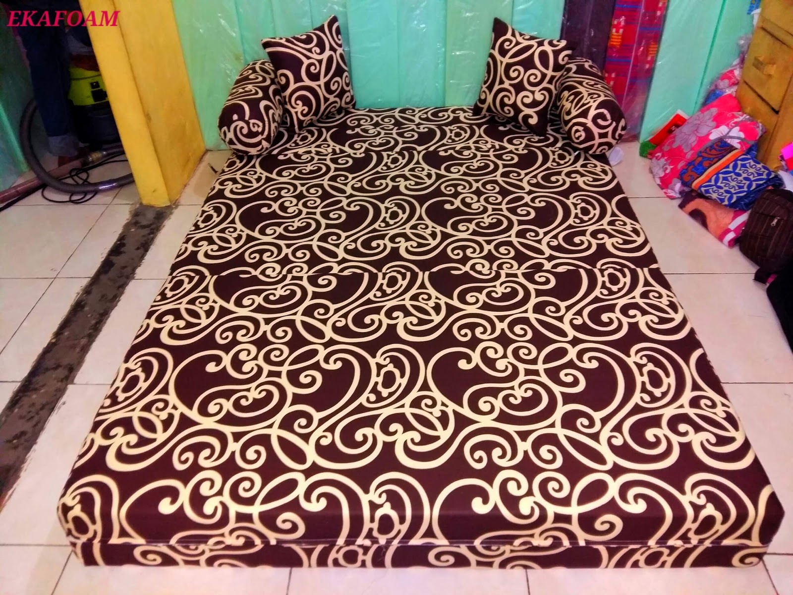 Sofa bed inoac motif batik coklat | AGEN RESMI KASUR BUSA INOAC | Inoac ...