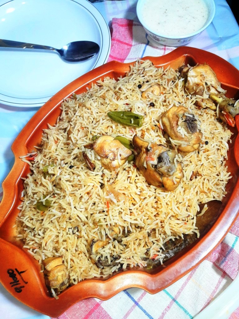 Restaurant Style Chicken Pulao Recipe - Yummy Traditional