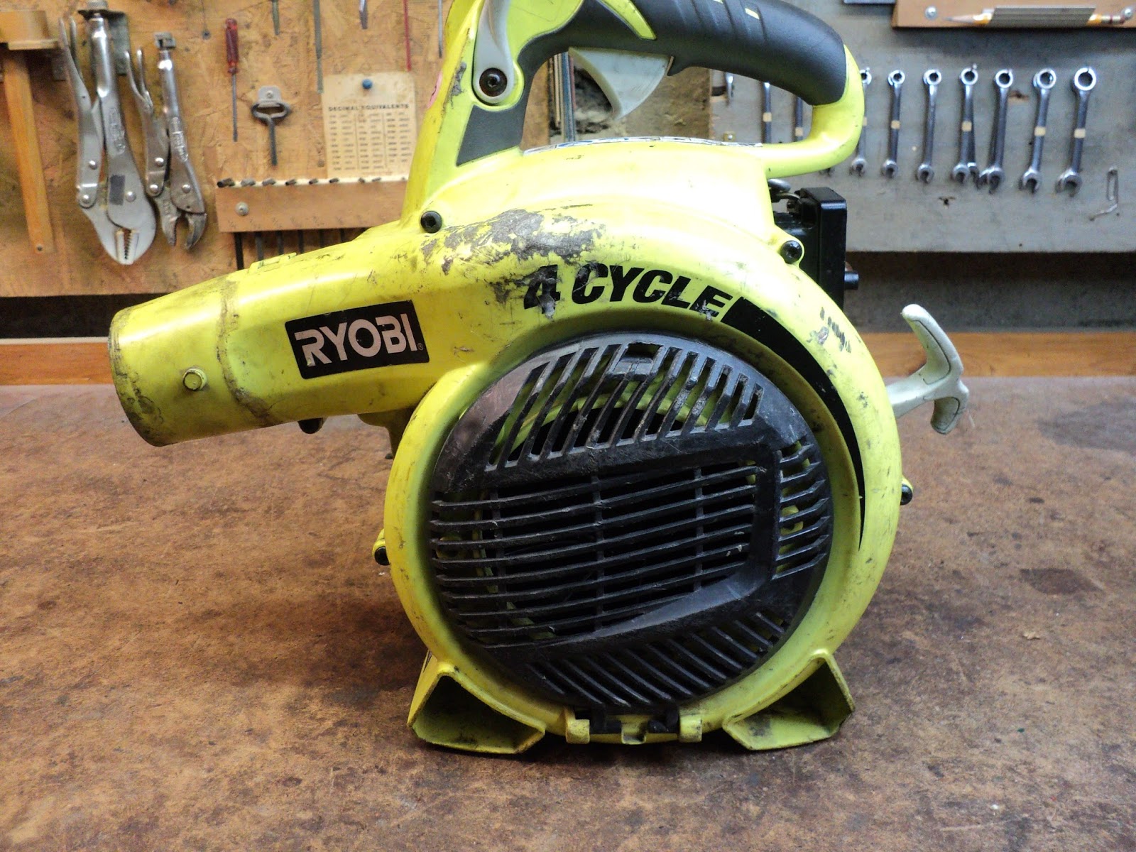 Rouge River Workshop: Ryobi RY09466 Leaf Blower Tear Down