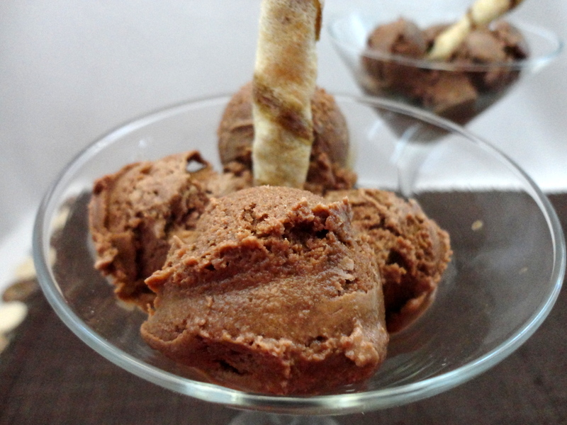 Aux délices des gourmets: GLACE AU CHOCOLAT