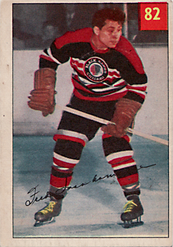 La vie est une puck: Fred "Chief Running Deer" Sasakamoose