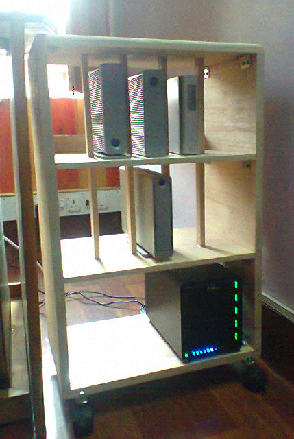 DIY BLOG: HARD DISC RACK