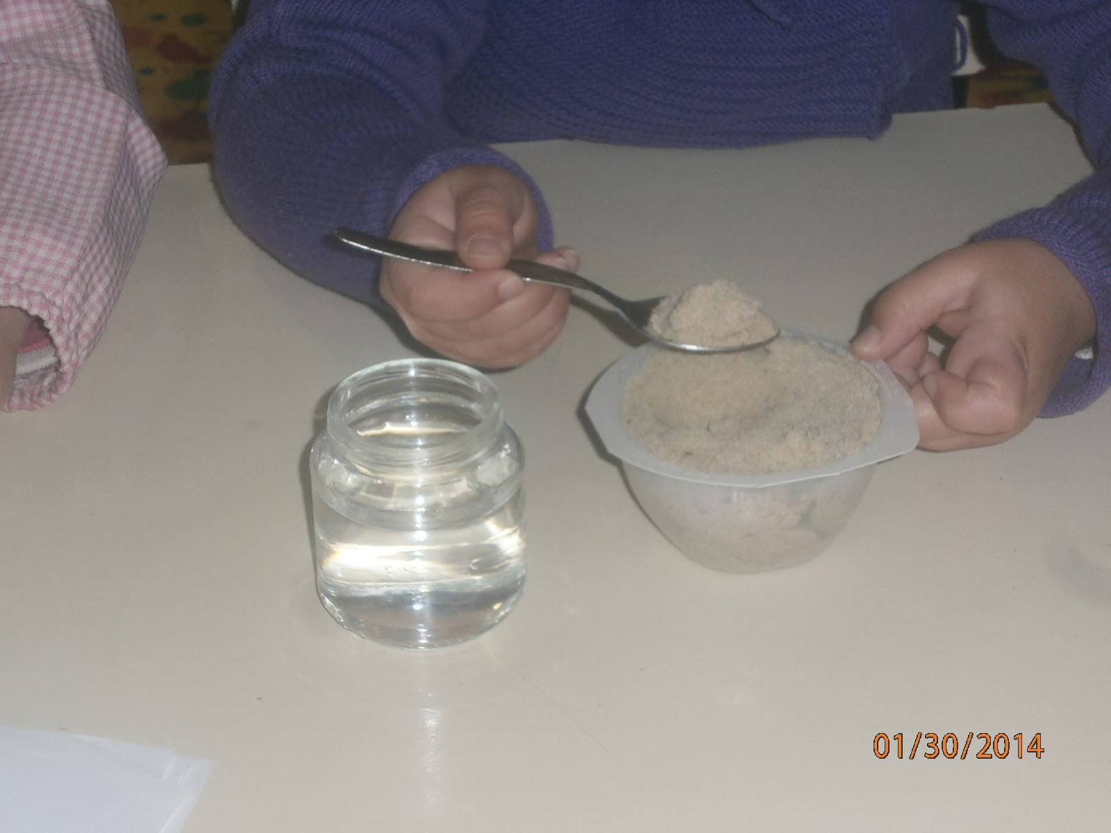 brincaraqui: Misturar com água