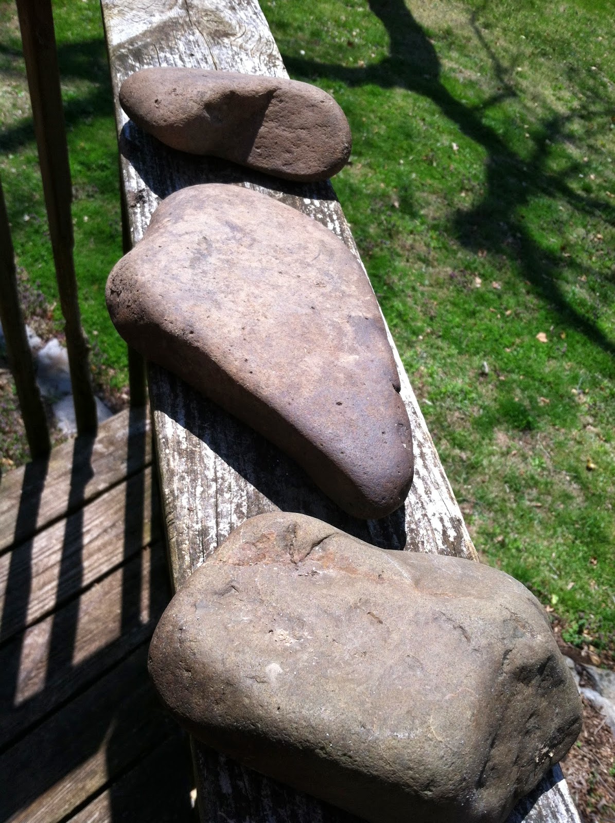 Burlap and Bananas: Painted River Rocks for your Garden!