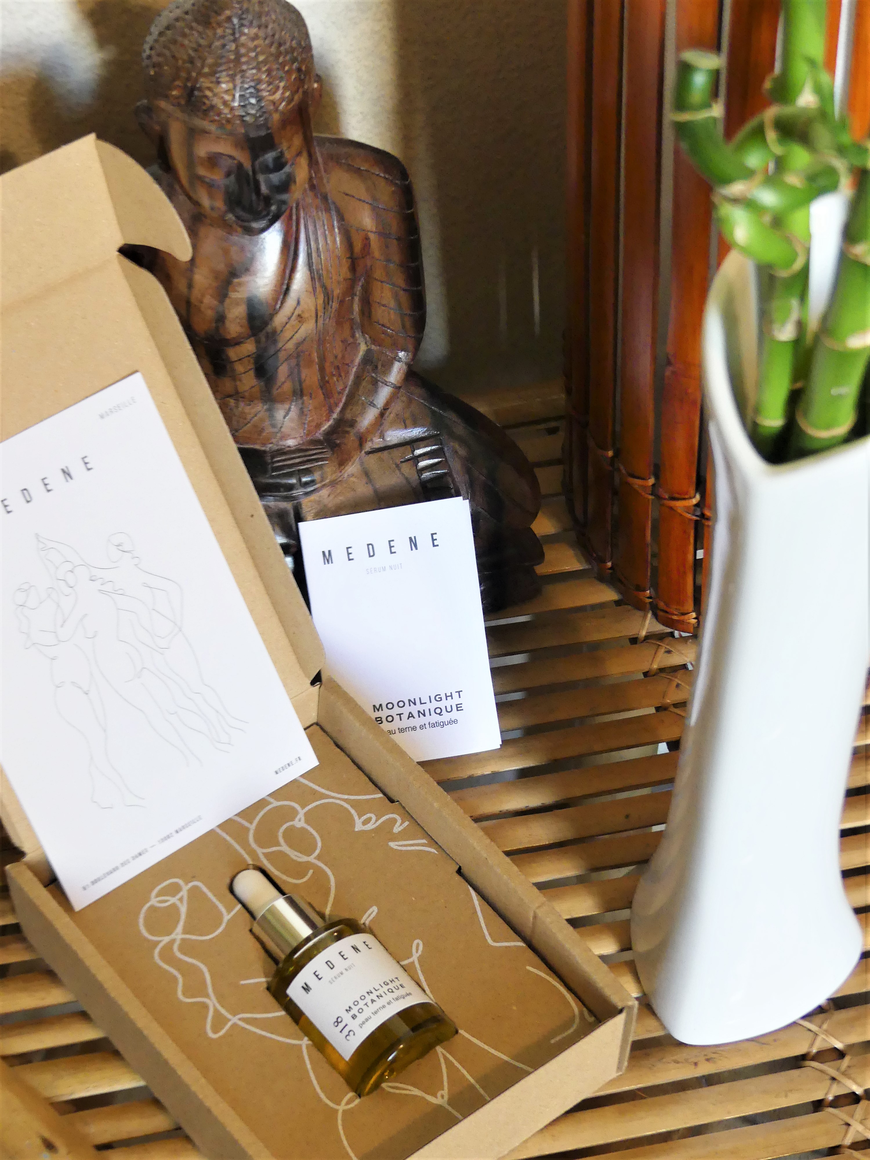 Beauté avec les soins aux huiles essentielles de chez Medene - DAME ...