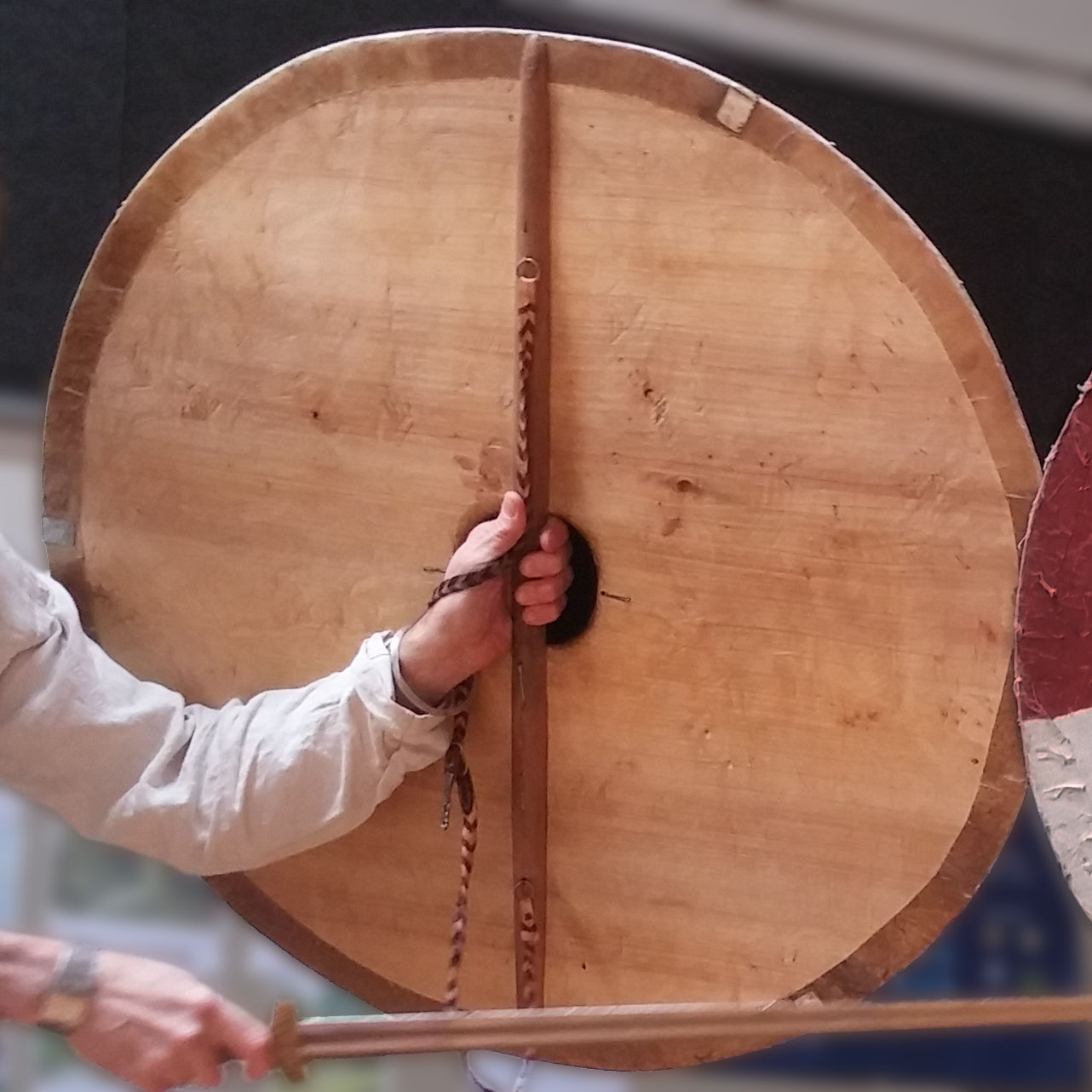 Mennyt aika: Best viking age shield replicas of today