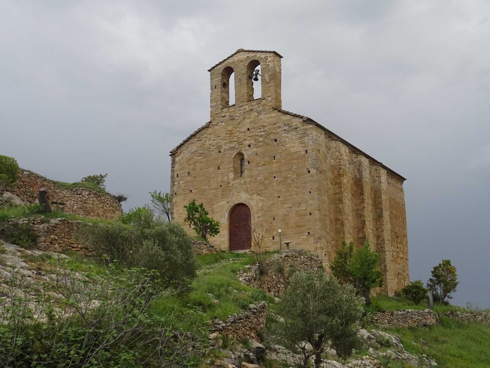 ARTÍCULOS, RESEÑAS LITERARIAS Y EXCURSIONES Carlos Bravo Suárez: SAN ...
